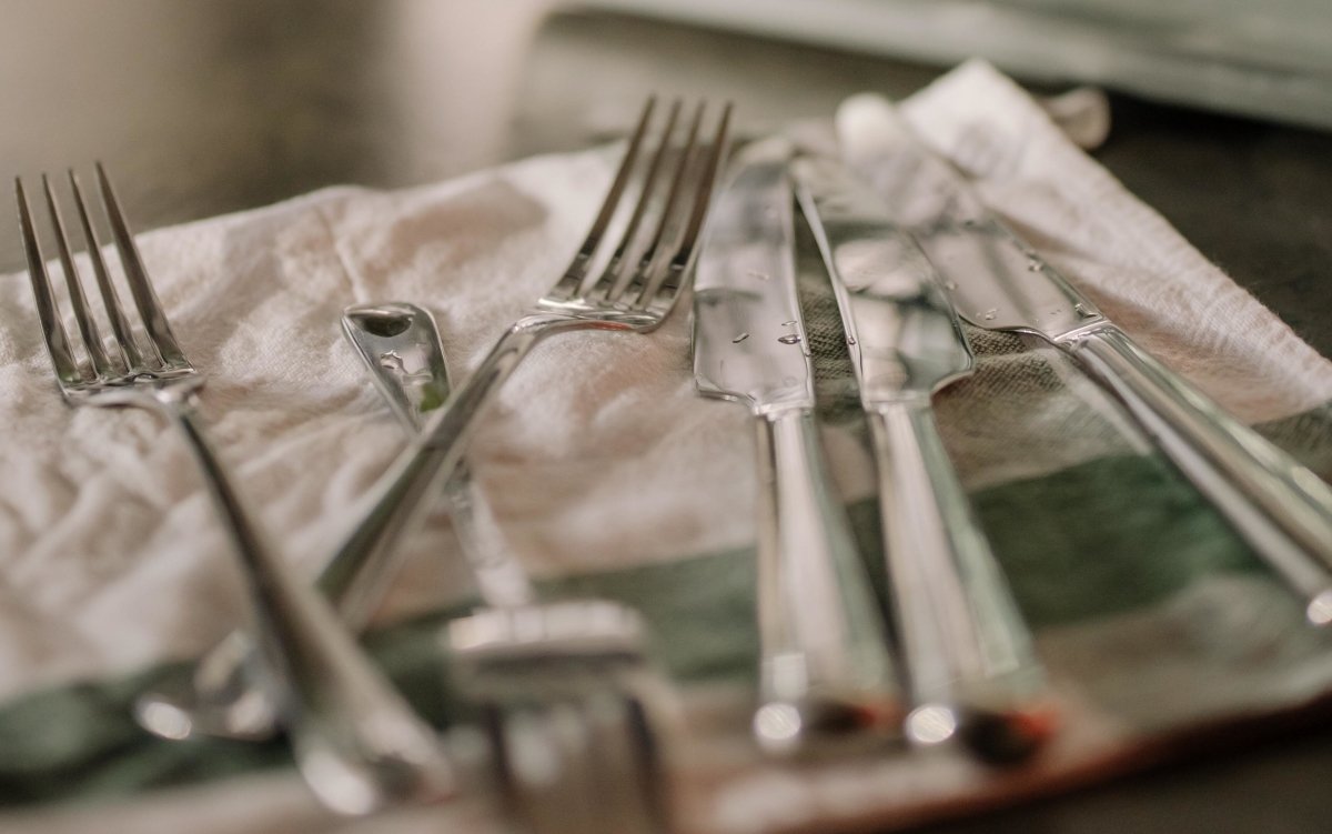Cleaning Kitchen Utensils: Can you Bleach Kitchen Utensils? - Maria's Condo