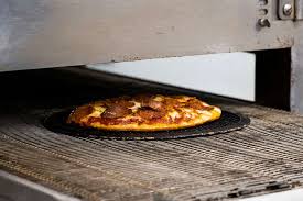 How to Use a Baking Stone: The Ultimate Guide for Perfect Crusts ...
