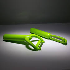 Mastering the Art of Using a Vegetable Peeler - Maria's Condo