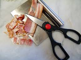 The Ultimate Guide to Selecting the Best Kitchen Scissors - Maria's Condo